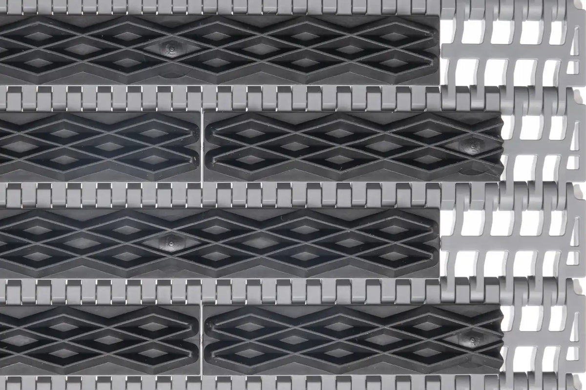 Intralox Series 900 Diamond Friction Top — conveyor-belt.com