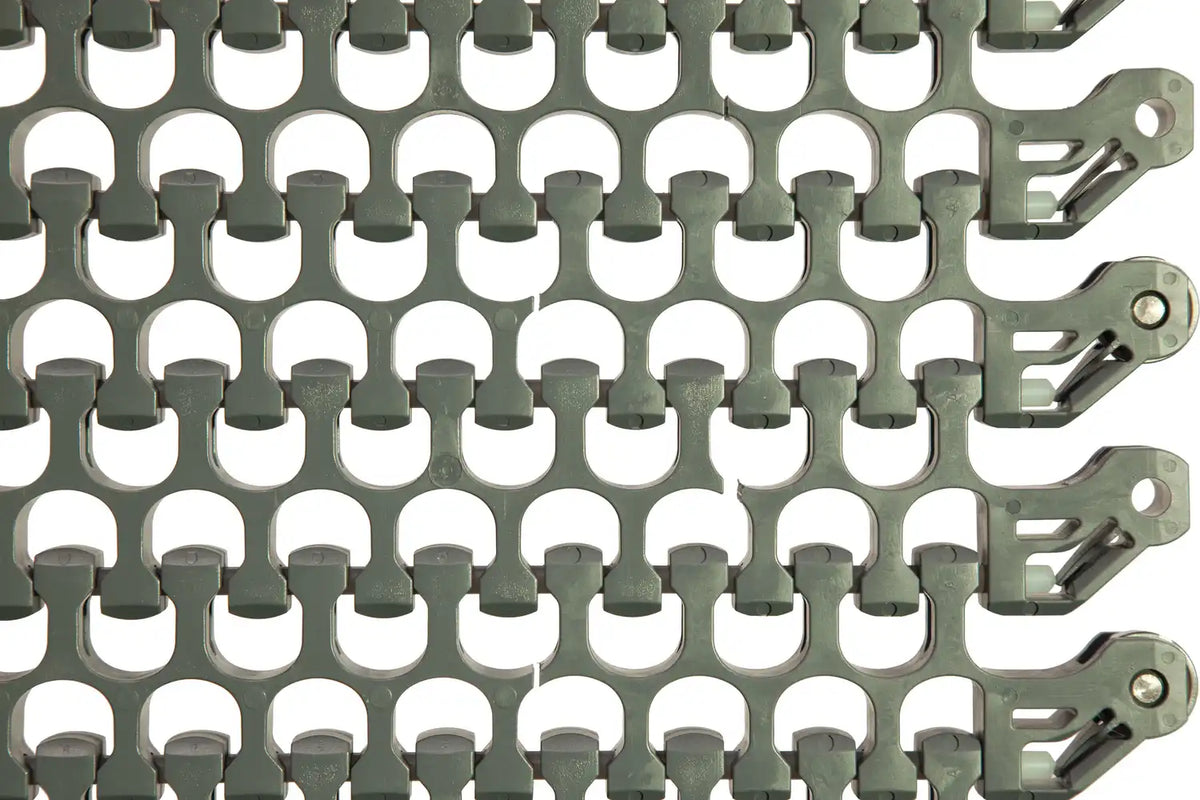 Intralox Series 2200 Radius with Edge Bearing — conveyor-belt.com