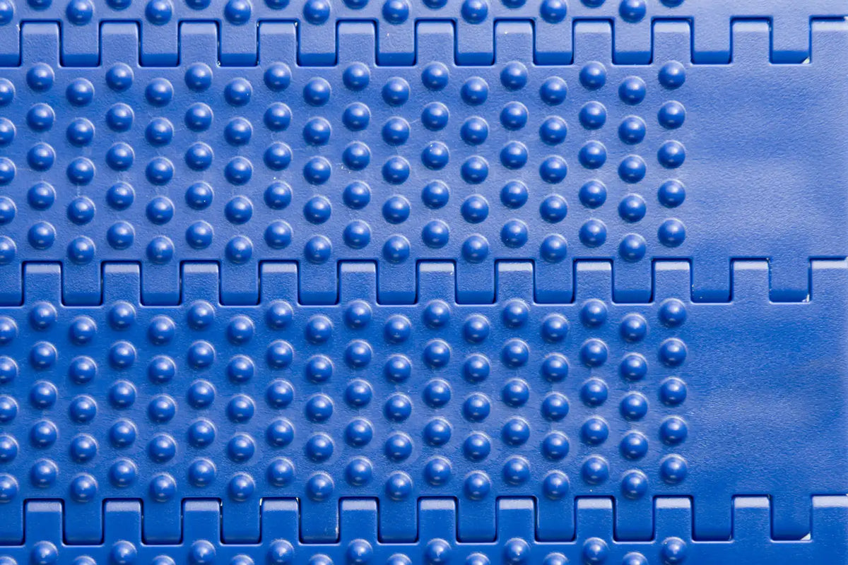Intralox Series 800 SeamFree™ Open Hinge Nub Top™ — conveyor-belt.com